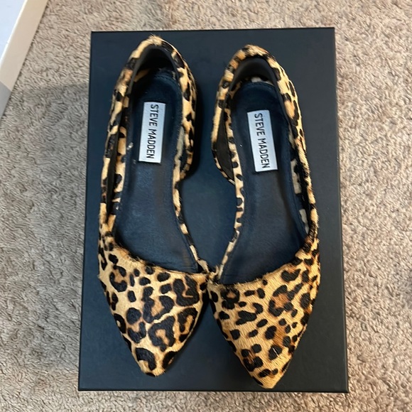 Steve Madden | Shoes | Steve Madden Flats Animal Print | Poshmark